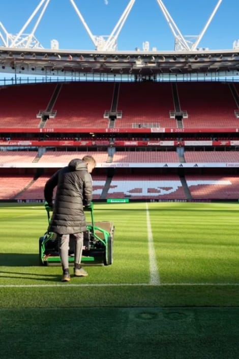 Arsenal Stadium Tour • Save 20-40% • Emirates Tour Vouchers